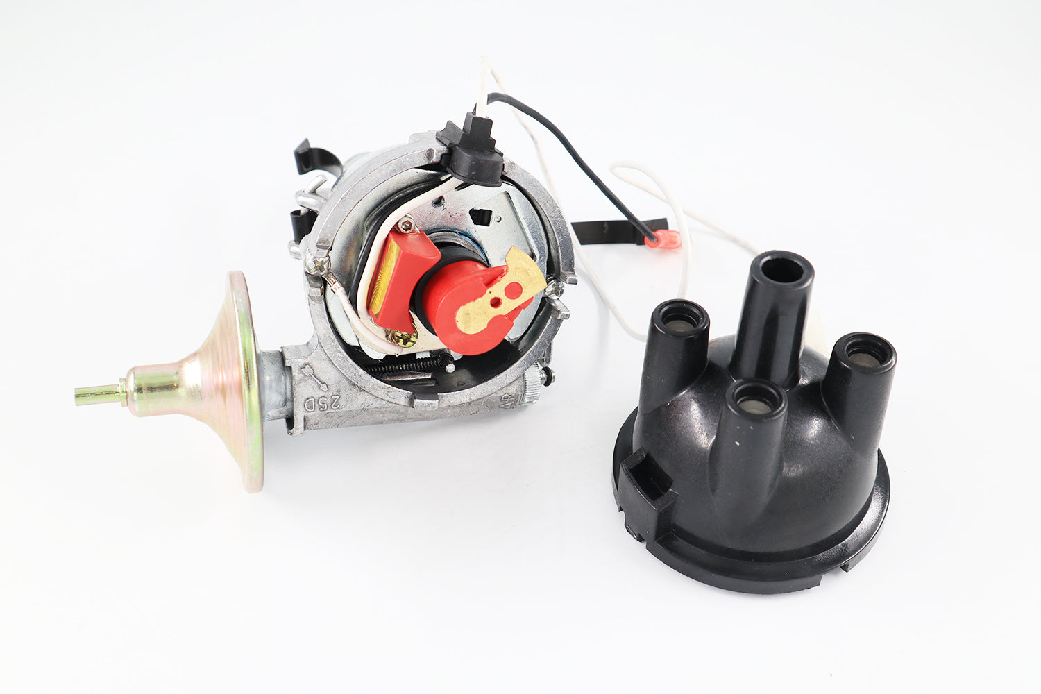 Lucas 25D4 Positive Earth – Classic Car Accessories
