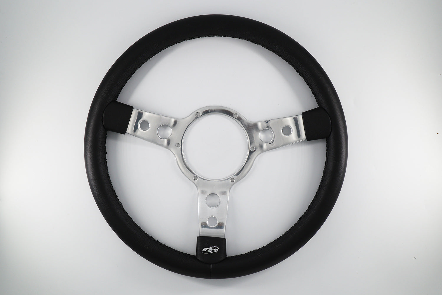 Classic Mountney 14" Leather or Vinyl Steering Wheel – Classic Car ...